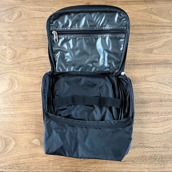 Samsonite | Other | Nwot Samsonite Toiletry Bag | Poshmark